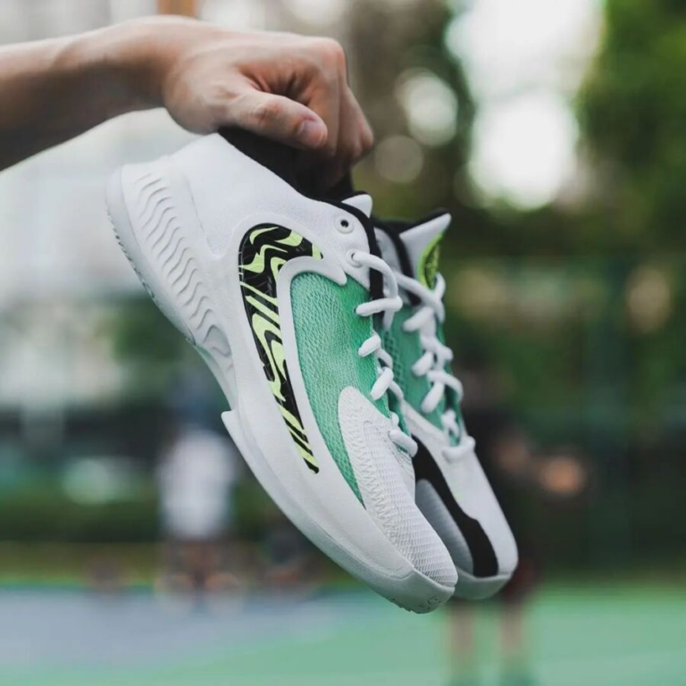 Giày Zoom Freak 4 chính hãng