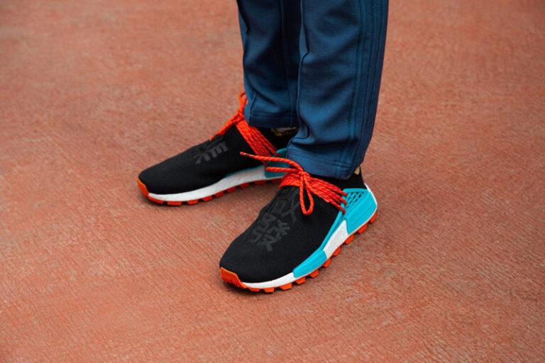Giày NMD Human Race chính hãng