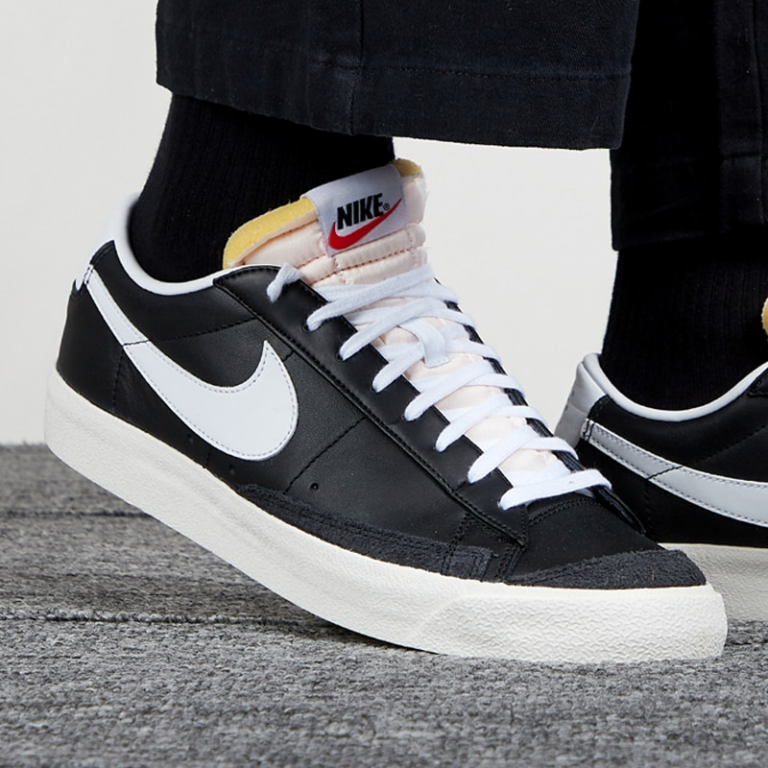 Giày Nike Blazer Mid 77 chính hãng 2025