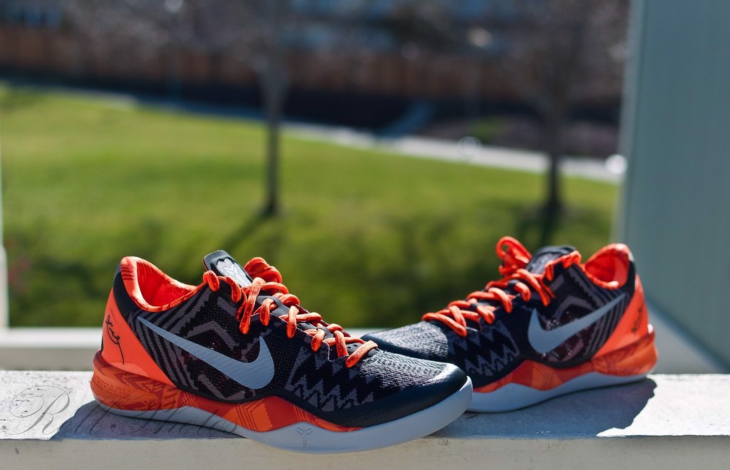 Đánh giá chi tiết Nike Kobe 8 - Authentic-Shoes