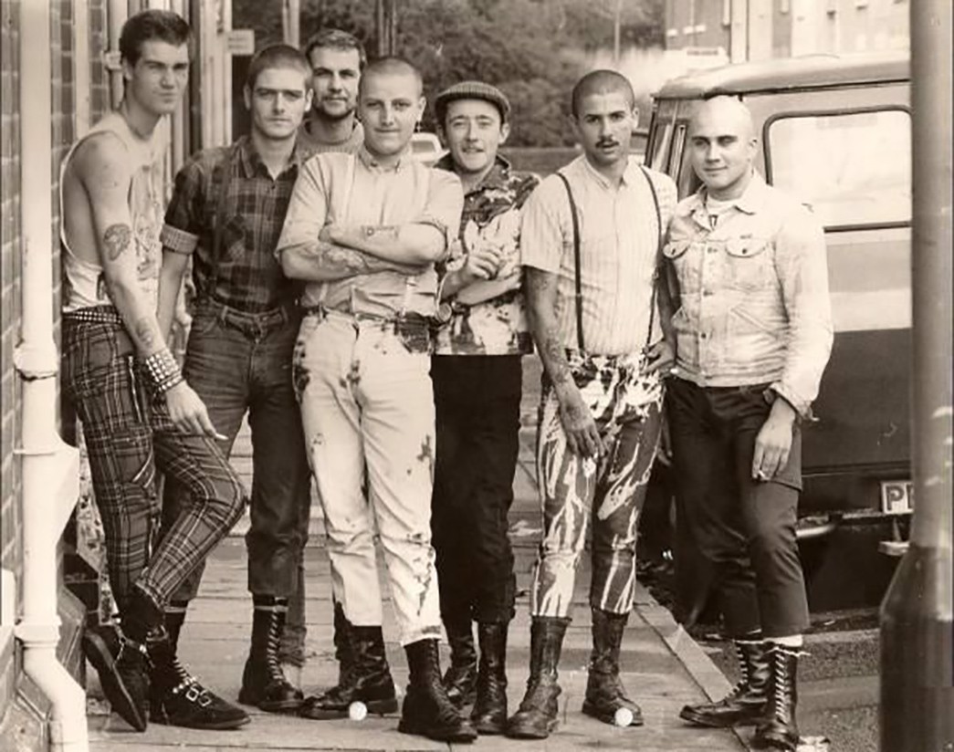 Tất cả những gì bạn cần biết về đôi giày Dr.Martens huyền thoại ...