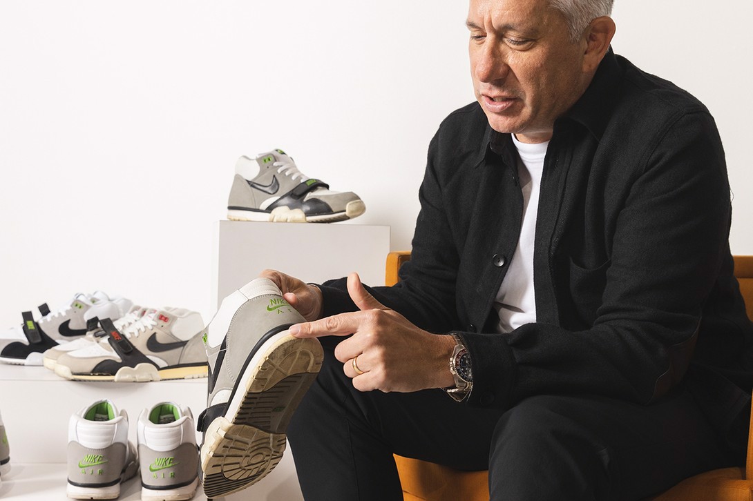 Câu chuyện kì diệu của Mike Packer và tình yêu của ông đối với Nike Air ...