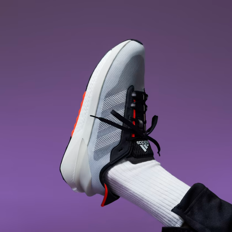 Giày Adidas Avryn 'Core Black' HP5969