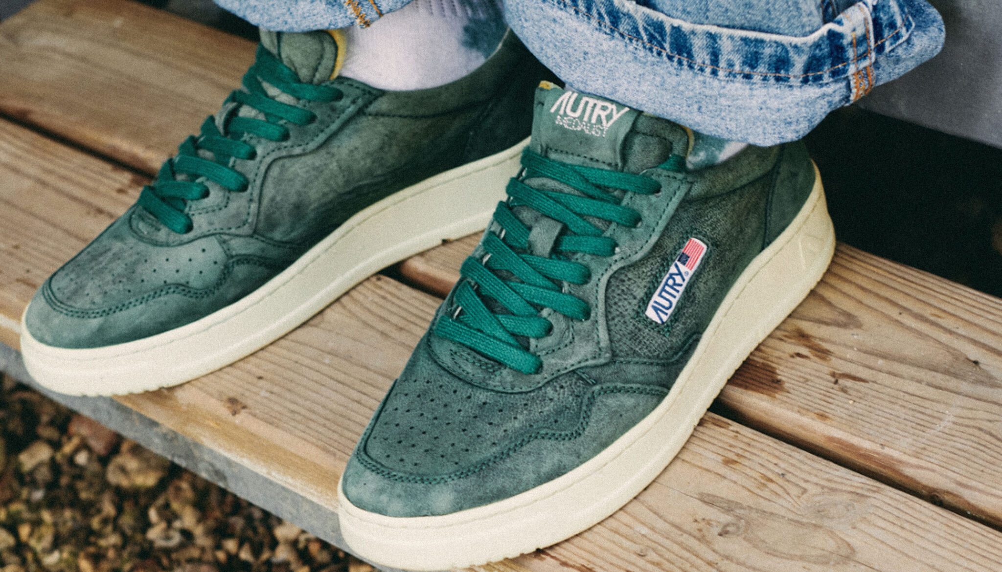 Giày Autry: Những điều bạn cần biết và cách phối đồ