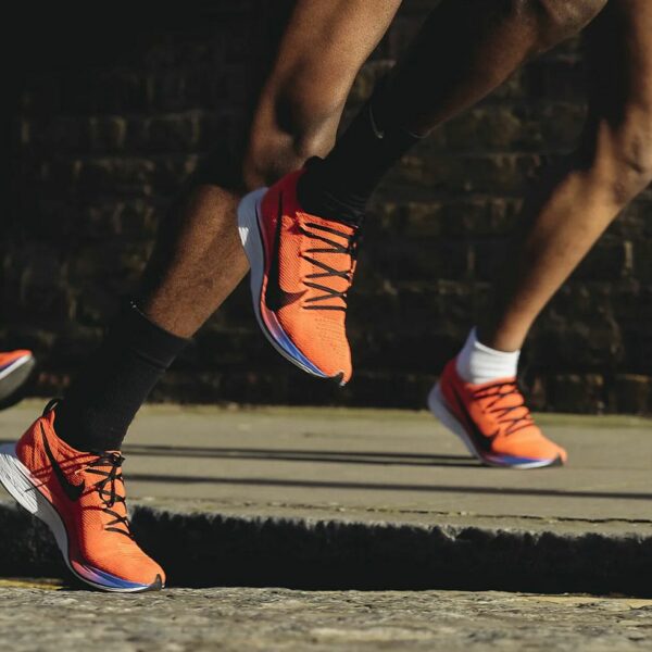 Giày chạy Nike: Lịch sử, dòng giày và những điều bạn cần biết