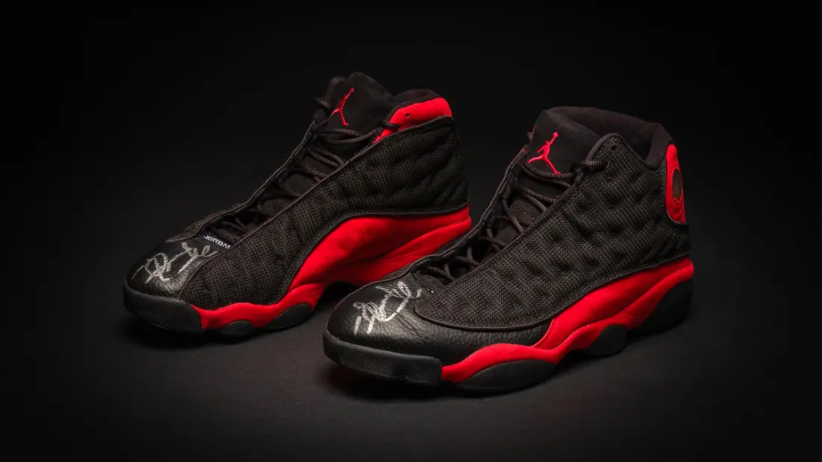 11 đôi giày thể thao đắt nhất từng được bán tại buổi đấu giá