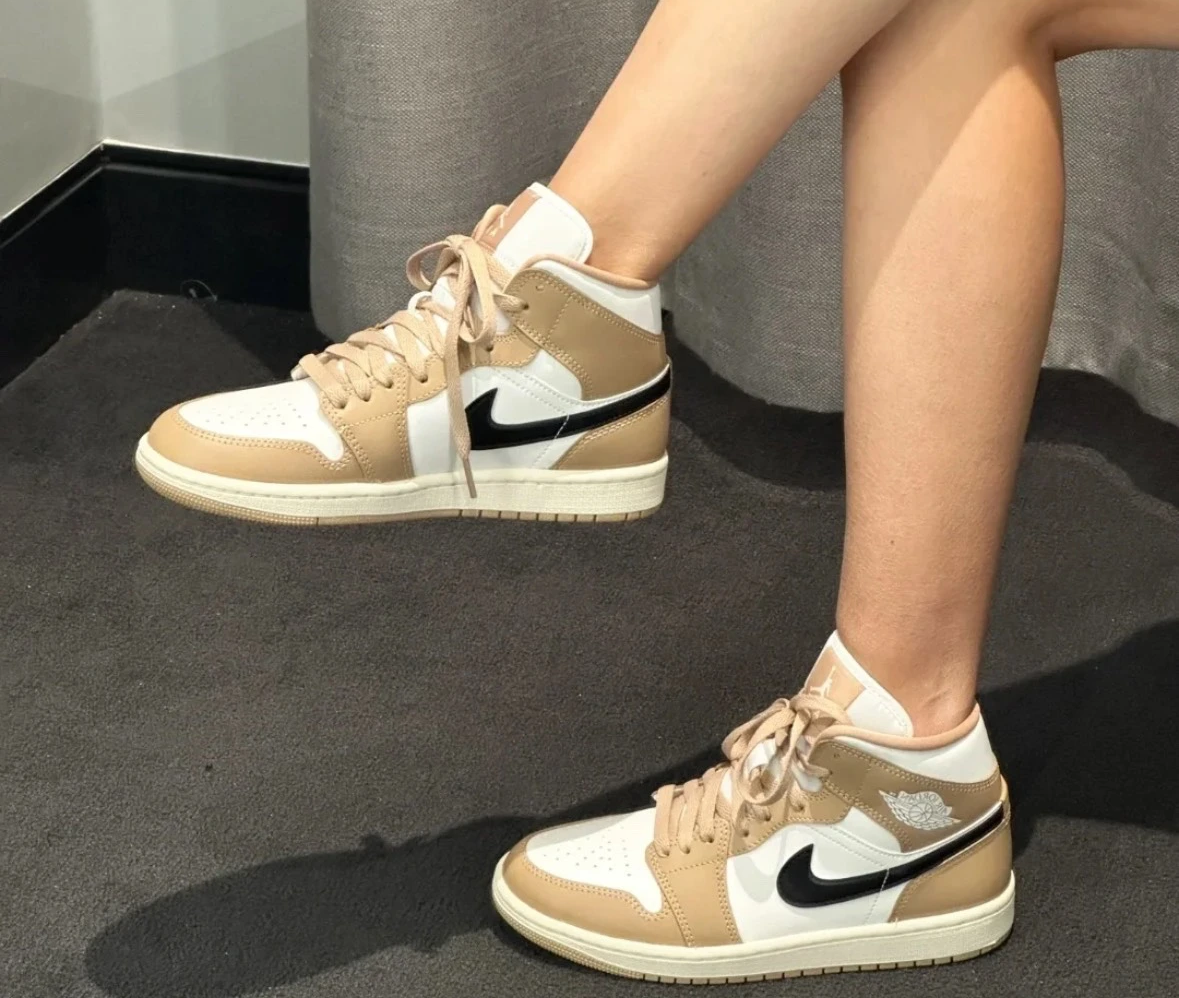 Giày Nike Air Jordan 1 Mid 'Desert' BQ6472‑103 - Authentic-Shoes