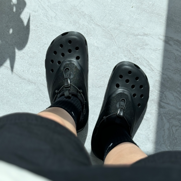 Dép Crocs chính hãng, mới nhất 2025