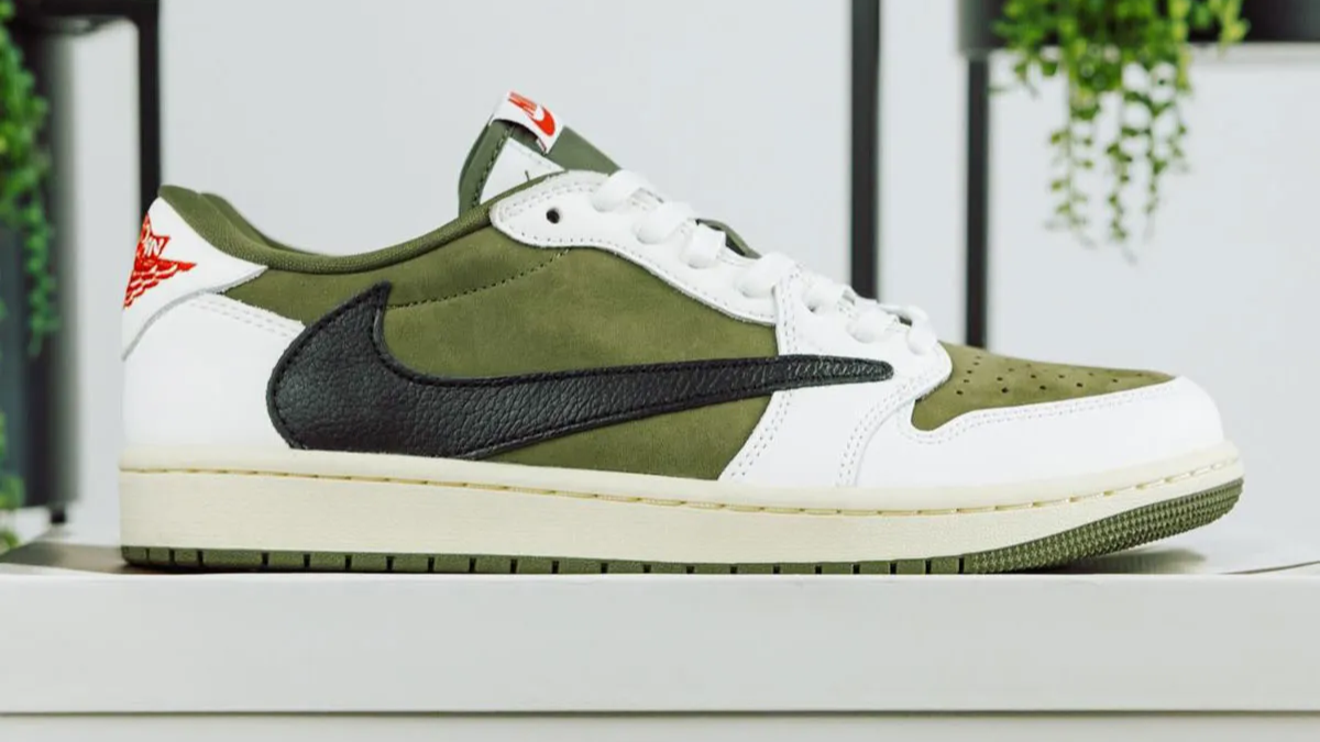 Cận cảnh các bản collab Travis Scott x Jordan năm 2024-2025