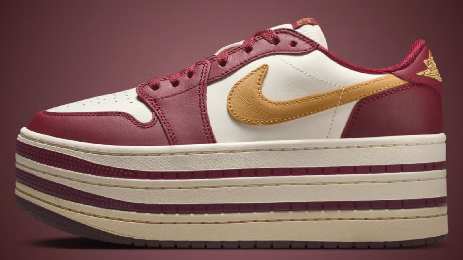 Khám Phá Air Jordan 1 Triple Stack Độc Quyền Cho Nữ